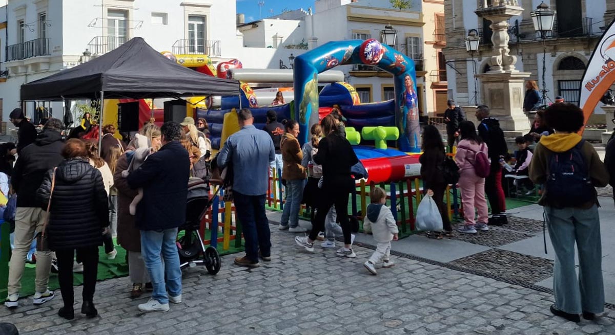 #ElPuerto de Santa María - Gran afluencia de familias en la fiesta ...